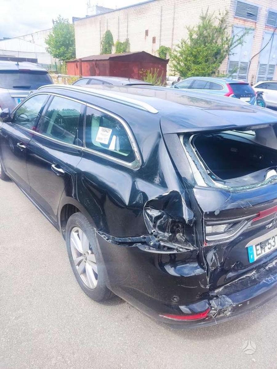 Black Renault Talisman 2017 in Kaunas, with an engine capacity of 1.46 L and mileage of 184 thousand km for 4650 €, photo 3 on AUTOMOTO.COM.LV