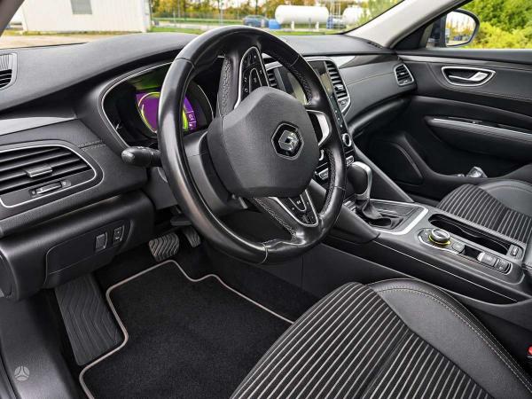 Renault Talisman 2018 in Pakruojis on AUTOMOTO.COM.LV Black Renault Talisman 2018 in Pakruojis, with an engine capacity of 1.60 L and mileage of 203 thousand km for 7200 €, photo 10 on AUTOMOTO.COM.LV
