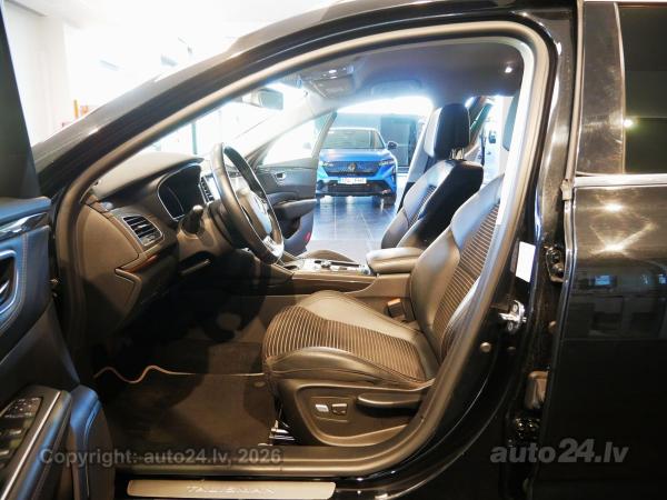 Black Renault Talisman 2020 in Tallinn, with an engine capacity of 2.00 L and mileage of 105 thousand km for 17900 €, photo 8 on AUTOMOTO.COM.LV