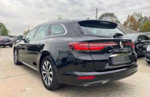 Black Renault Talisman 2021 in Panevezys, with an engine capacity of 2.00 L and mileage of 201 thousand km for 15900 €, photo 4 on AUTOMOTO.COM.LV