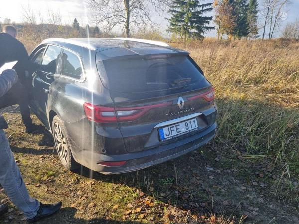 Blue Renault Talisman 2016 in Vilnius, with an engine capacity of 1.60 L and mileage of 360 thousand km for 6000 €, photo 2 on AUTOMOTO.COM.LV