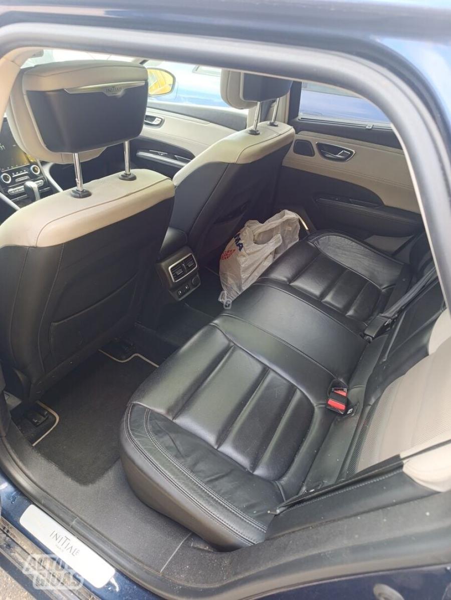 Blue Renault Talisman 2016 in Vilnius, with an engine capacity of 1.60 L and mileage of 290 thousand km for 6200 €, photo 7 on AUTOMOTO.COM.LV
