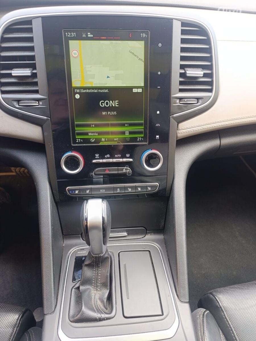 Blue Renault Talisman 2016 in Vilnius, with an engine capacity of 1.60 L and mileage of 290 thousand km for 6200 €, photo 8 on AUTOMOTO.COM.LV