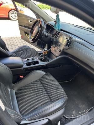 Blue Renault Talisman 2016 in Riga, with an engine capacity of 1.60 L and mileage of 207 thousand km for 4700 €, photo 8 on AUTOMOTO.COM.LV
