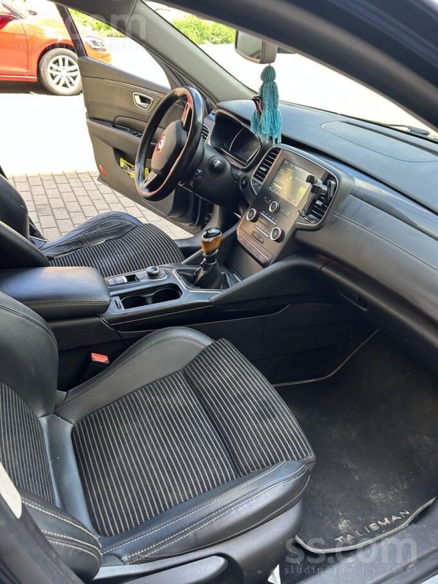 Blue Renault Talisman 2016 in Riga, with an engine capacity of 1.60 L and mileage of 207 thousand km for 4700 €, photo 8 on AUTOMOTO.COM.LV