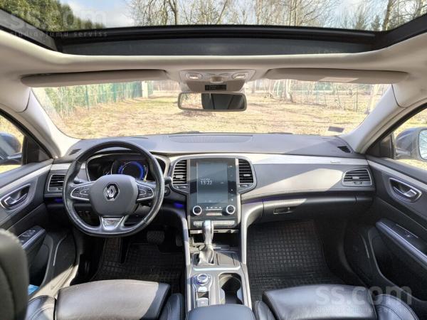 Blue Renault Talisman 2016 in Riga, with an engine capacity of 1.60 L and mileage of 132 thousand km for 12999 €, photo 3 on AUTOMOTO.COM.LV