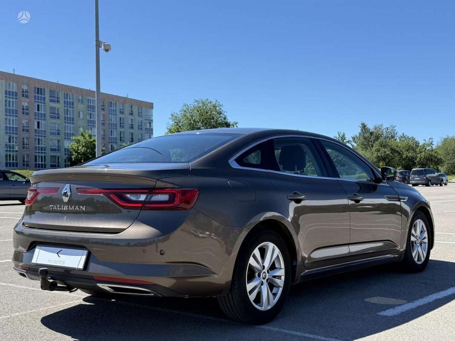 Brown Renault Talisman 2016 in Siauliai, with an engine capacity of 1.60 L and mileage of 239 thousand km for 7650 €, photo 4 on AUTOMOTO.COM.LV