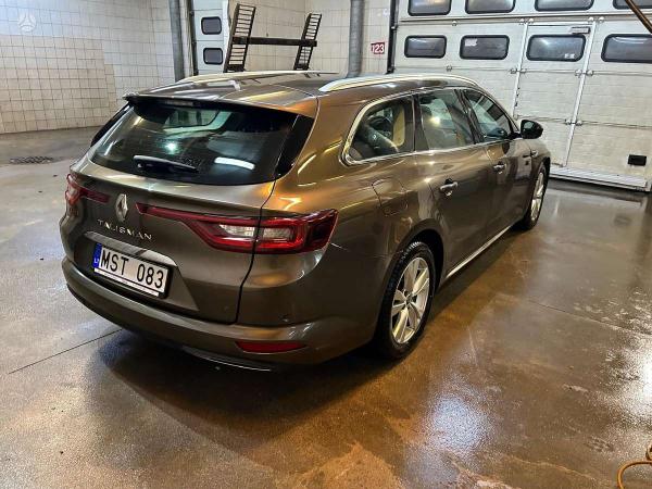 Brūns Renault Talisman 2018 Viļņa, ar dzinēja tilpumu 1.60 L un nobraukumu 168 tūkst. km par 13300 €, foto 3 vietnē AUTOMOTO.COM.LV
