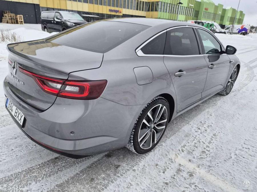 Grey Renault Talisman 2016 in Vilnius, with an engine capacity of 1.60 L and mileage of 247 thousand km for 7800 €, photo 4 on AUTOMOTO.COM.LV