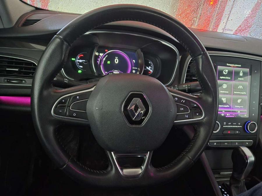 Grey Renault Talisman 2016 in Vilnius, with an engine capacity of 1.60 L and mileage of 247 thousand km for 7800 €, photo 15 on AUTOMOTO.COM.LV