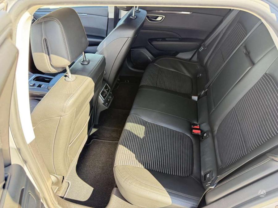Pelēks Renault Talisman 2016 Viļņa, ar dzinēja tilpumu 1.60 L un nobraukumu 232 tūkst. km par 5850 €, foto 14 vietnē AUTOMOTO.COM.LV