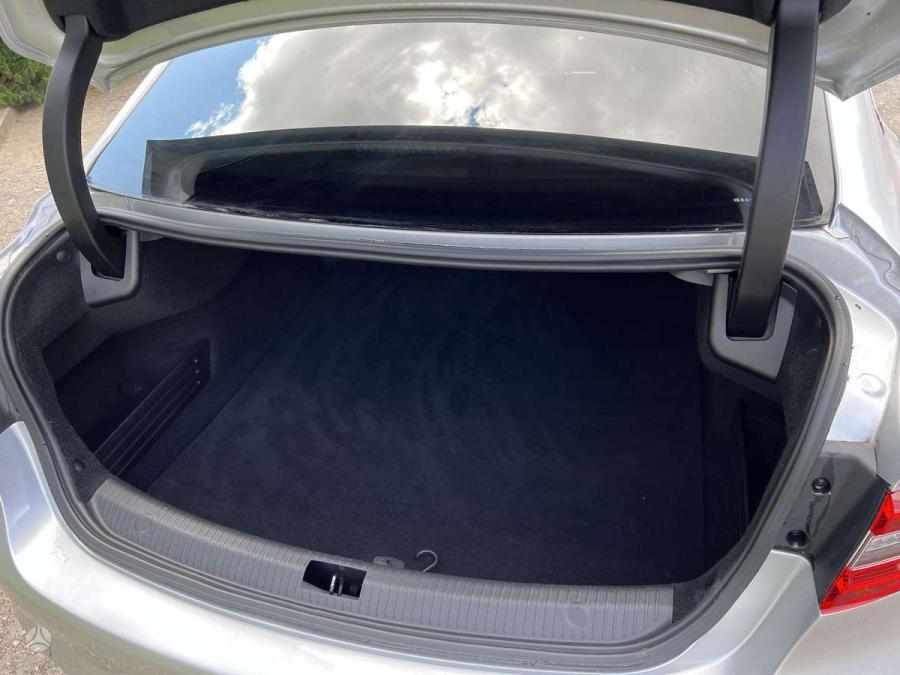 Grey Renault Talisman 2016 in Taurage, with an engine capacity of 1.60 L and mileage of 132 thousand km for 8400 €, photo 20 on AUTOMOTO.COM.LV