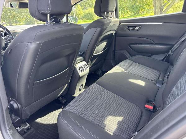 Pelēks Renault Talisman 2016 Panevēža, ar dzinēja tilpumu 1.60 L un nobraukumu 251 tūkst. km par 4800 €, foto 6 vietnē AUTOMOTO.COM.LV