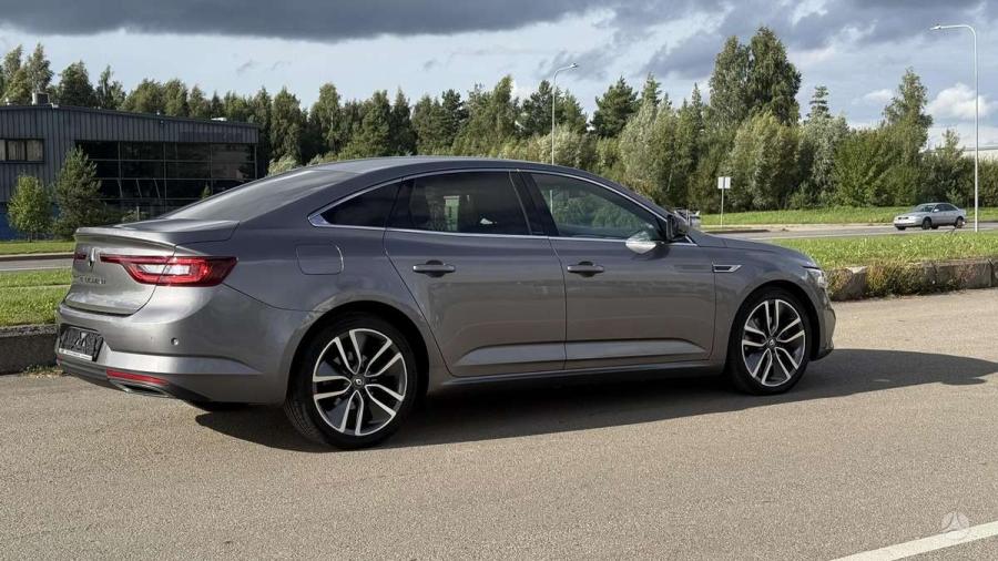 Grey Renault Talisman 2016 in Panevezys, with an engine capacity of 1.60 L and mileage of 239 thousand km for 7900 €, photo 14 on AUTOMOTO.COM.LV