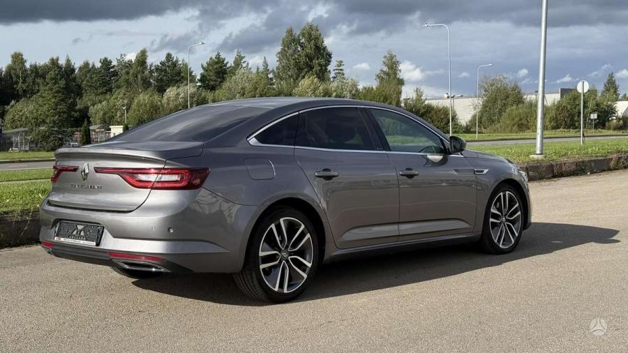 Grey Renault Talisman 2016 in Panevezys, with an engine capacity of 1.60 L and mileage of 239 thousand km for 7900 €, photo 15 on AUTOMOTO.COM.LV