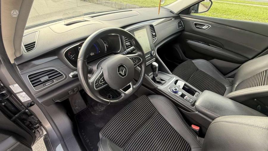 Grey Renault Talisman 2016 in Panevezys, with an engine capacity of 1.60 L and mileage of 239 thousand km for 7900 €, photo 27 on AUTOMOTO.COM.LV