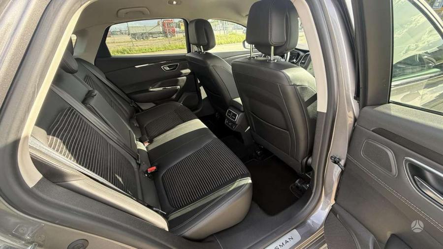 Grey Renault Talisman 2016 in Panevezys, with an engine capacity of 1.60 L and mileage of 239 thousand km for 7900 €, photo 33 on AUTOMOTO.COM.LV