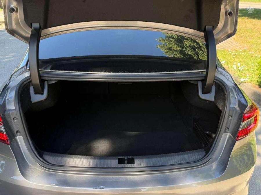 Grey Renault Talisman 2018 in Taurage, with an engine capacity of 1.60 L and mileage of 270 thousand km for 7500 €, photo 15 on AUTOMOTO.COM.LV