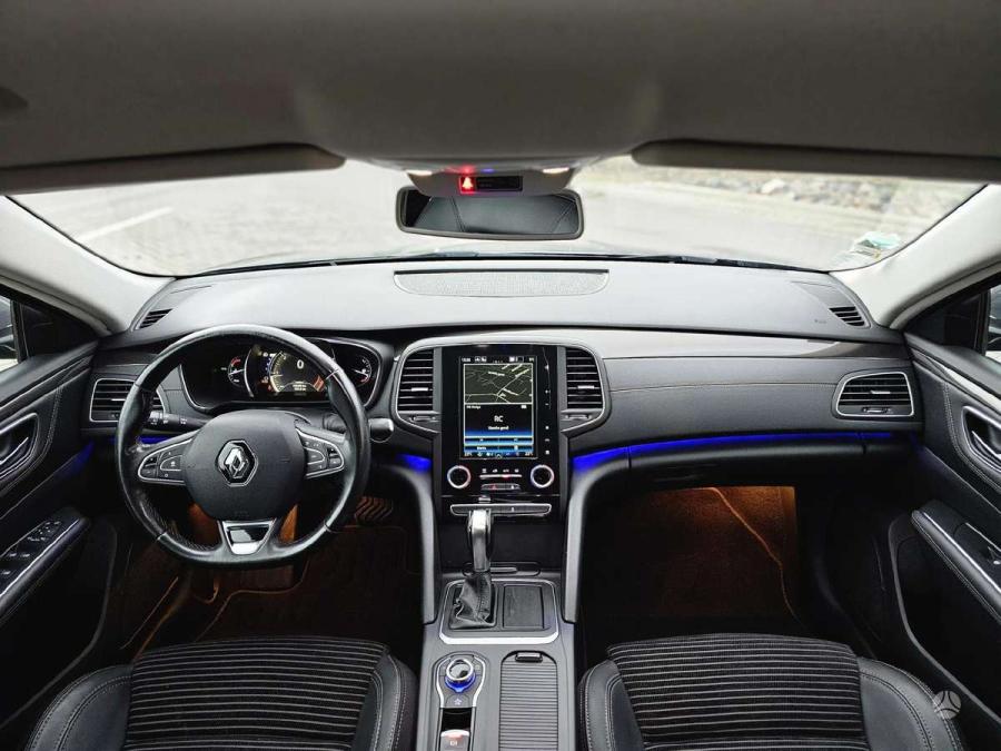 Grey Renault Talisman 2021 in Taurage, with an engine capacity of 2.00 L and mileage of 178 thousand km for 9900 €, photo 17 on AUTOMOTO.COM.LV