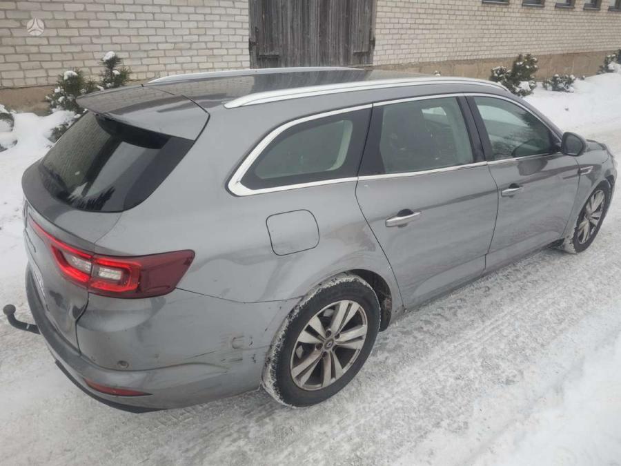 Grey Renault Talisman 2017 in Telschi, with an engine capacity of 1.60 L and mileage of 289 thousand km for 3950 €, photo 6 on AUTOMOTO.COM.LV