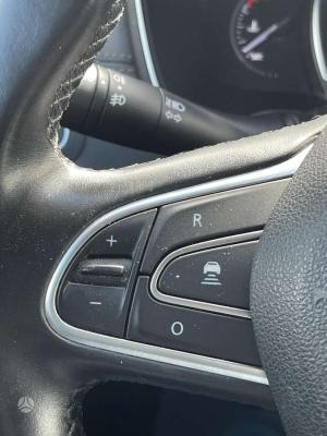 Sarkans Renault Talisman 2017 Tauragė, ar dzinēja tilpumu 1.60 L un nobraukumu 220 tūkst. km par 6200 €, foto 10 vietnē AUTOMOTO.COM.LV