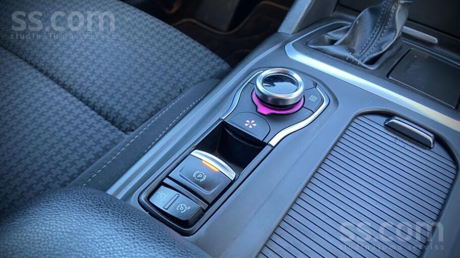Renault Talisman 2018 in Riga, with an engine capacity of 1.60 L and mileage of 206 thousand km for 10300 €, photo 19 on AUTOMOTO.COM.LV