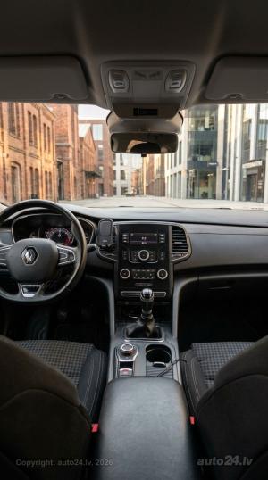 Renault Talisman 2019 in Tallinn, with an engine capacity of 1.70 L and mileage of 121 thousand km for 9999 €, photo 11 on AUTOMOTO.COM.LV