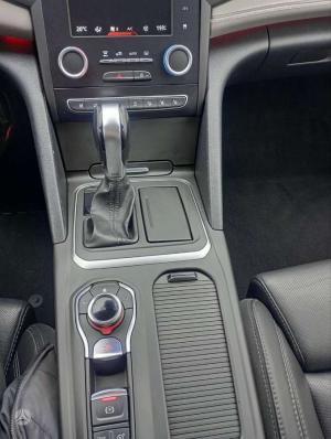 Violet Renault Talisman 2016 in Kaunas, with an engine capacity of 1.60 L and mileage of 219 thousand km for 7900 €, photo 22 on AUTOMOTO.COM.LV