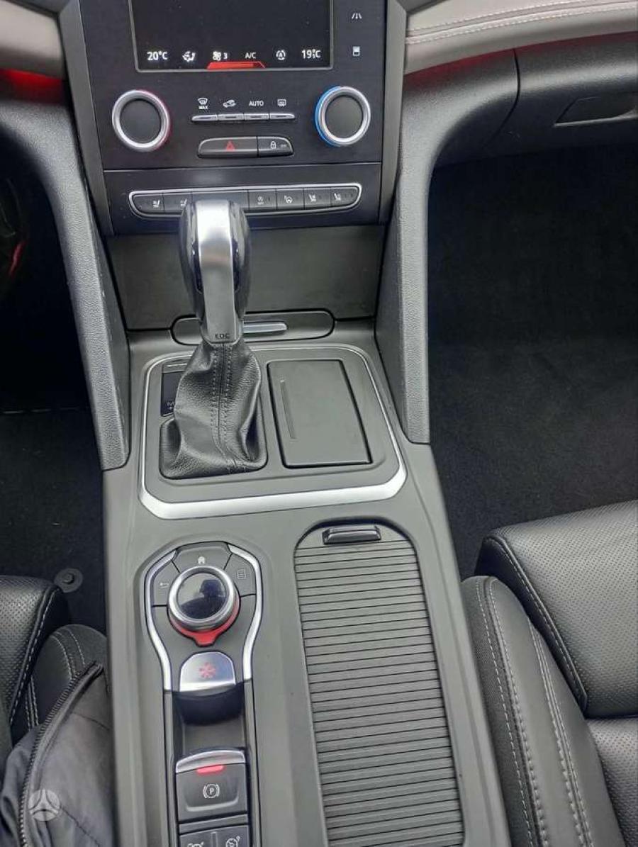 Violet Renault Talisman 2016 in Kaunas, with an engine capacity of 1.60 L and mileage of 219 thousand km for 7900 €, photo 22 on AUTOMOTO.COM.LV