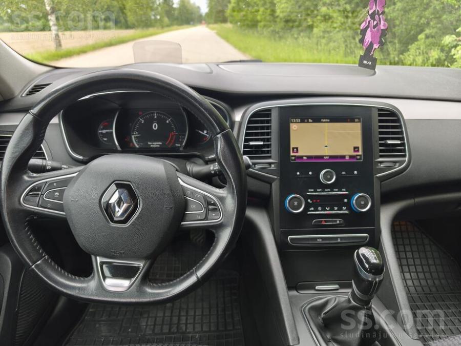 White Renault Talisman 2016 in Jelgava, with an engine capacity of 1.60 L and mileage of 260 thousand km for 7700 €, photo 10 on AUTOMOTO.COM.LV