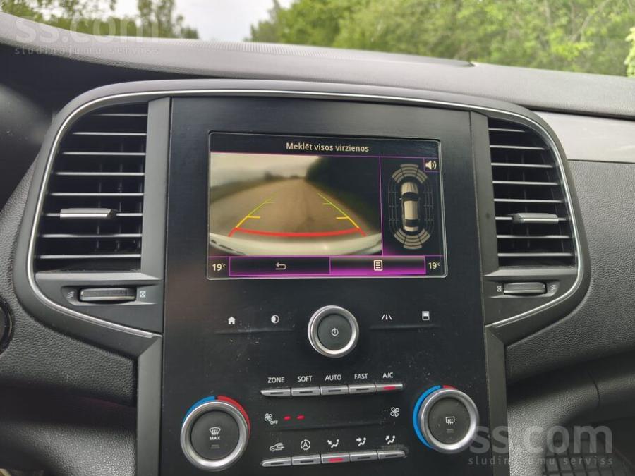 White Renault Talisman 2016 in Jelgava, with an engine capacity of 1.60 L and mileage of 260 thousand km for 7700 €, photo 12 on AUTOMOTO.COM.LV