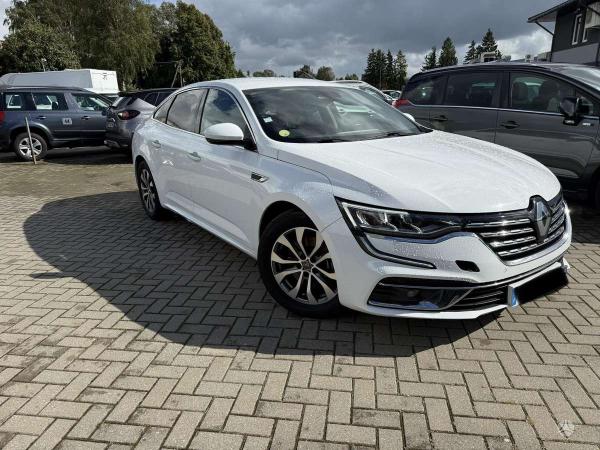 White Renault Talisman 2021 in Taurage, with an engine capacity of 2.00 L and mileage of 333 thousand km for 6700 €, photo 4 on AUTOMOTO.COM.LV