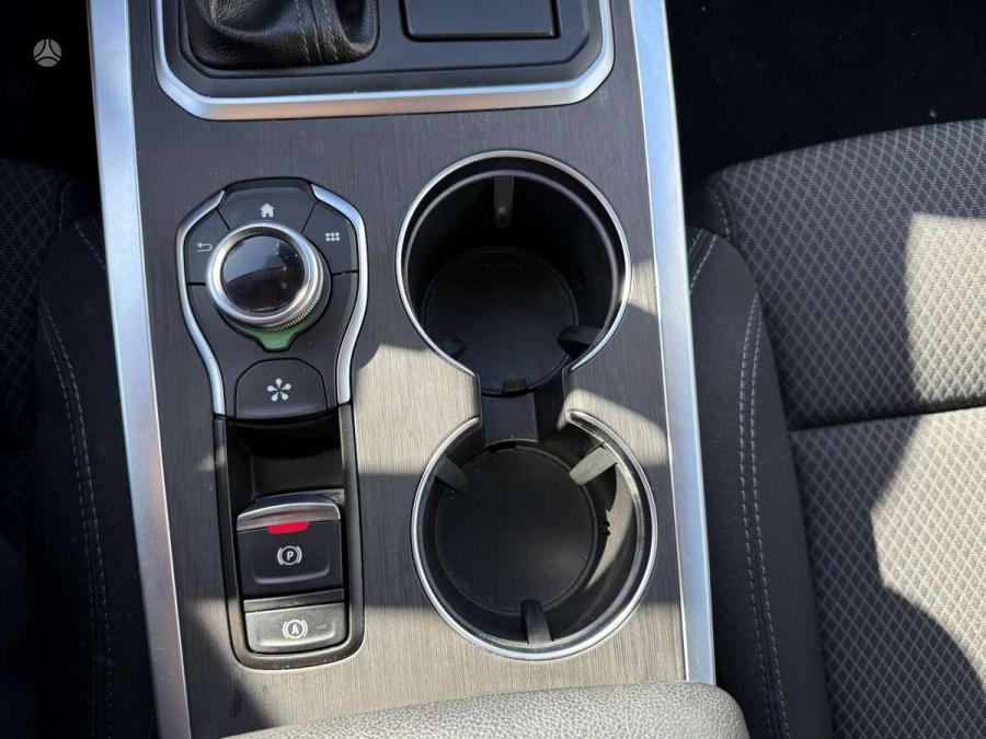 White Renault Talisman 2021 in Taurage, with an engine capacity of 2.00 L and mileage of 333 thousand km for 6700 €, photo 16 on AUTOMOTO.COM.LV