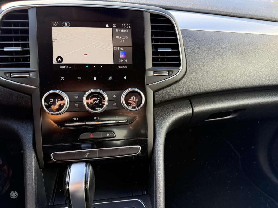 White Renault Talisman 2021 in Taurage, with an engine capacity of 2.00 L and mileage of 333 thousand km for 6700 €, photo 17 on AUTOMOTO.COM.LV