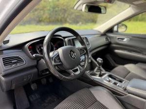 White Renault Talisman 2020 in Kaunas, with an engine capacity of 1.75 L and mileage of 269 thousand km for 5600 €, photo 15 on AUTOMOTO.COM.LV