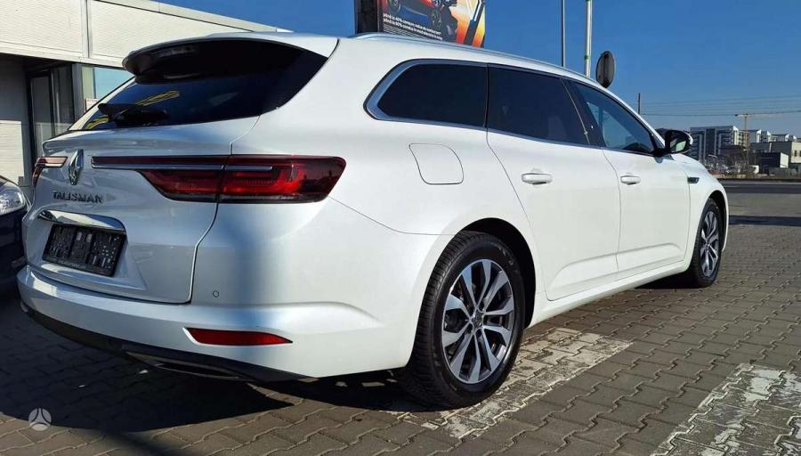 White Renault Talisman 2021 in Klaipeda, with an engine capacity of 2.00 L and mileage of 199 thousand km for 15499 €, photo 3 on AUTOMOTO.COM.LV