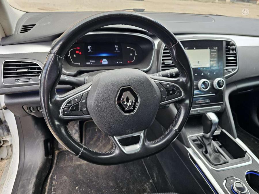 White Renault Talisman 2021 in Kaunas, with an engine capacity of 2.00 L and mileage of 191 thousand km for 4999 €, photo 15 on AUTOMOTO.COM.LV