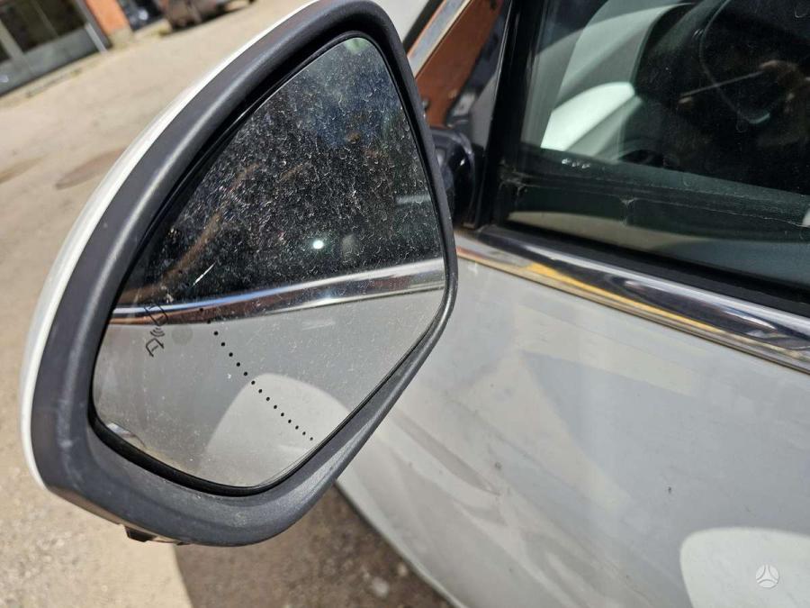 White Renault Talisman 2021 in Kaunas, with an engine capacity of 2.00 L and mileage of 191 thousand km for 4999 €, photo 21 on AUTOMOTO.COM.LV