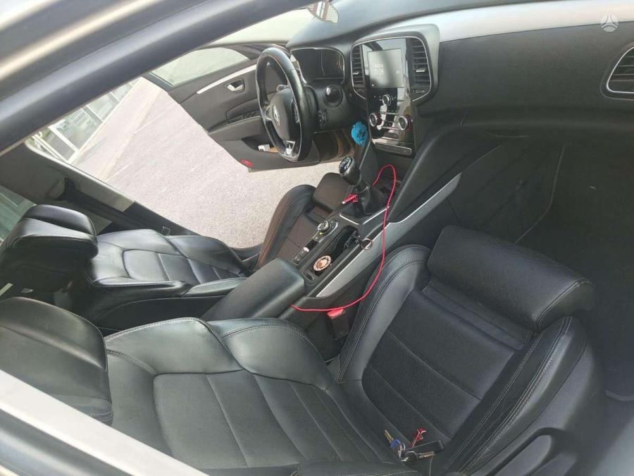Dzeltens Renault Talisman 2018 Viļņa, ar dzinēja tilpumu 1.60 L un nobraukumu 257 tūkst. km par 8350 €, foto 10 vietnē AUTOMOTO.COM.LV