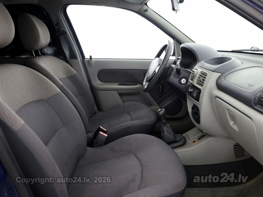 Zils Renault Thalia 2005 Tallina, ar dzinēja tilpumu 1.40 L un nobraukumu 107 tūkst. km par 1399 €, foto 7 vietnē AUTOMOTO.COM.LV