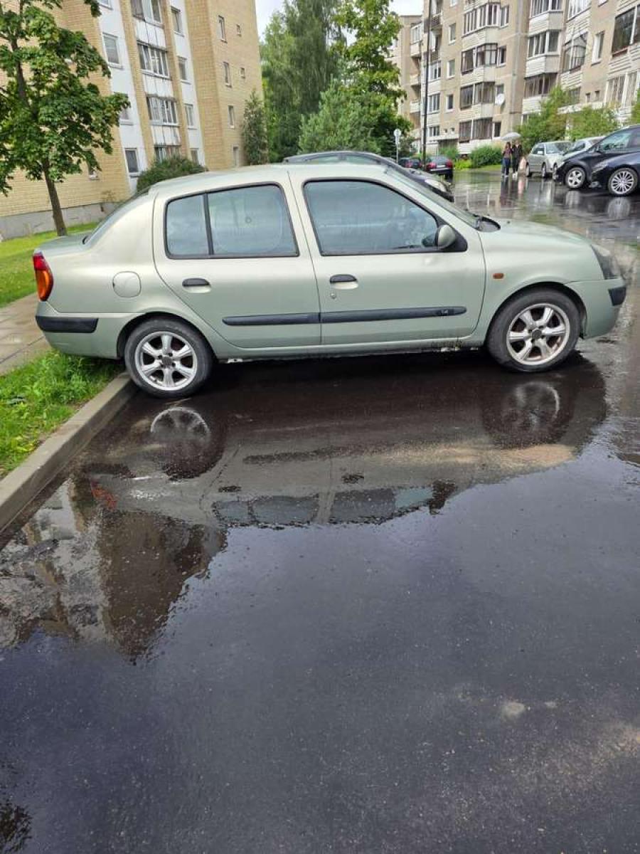 Green Renault Thalia 2002 in Vilnius, with an engine capacity of 1.39 L and mileage of 103 thousand km for 850 €, photo 5 on AUTOMOTO.COM.LV