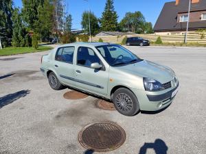 Zaļš Renault Thalia 2004 Tallina, ar dzinēja tilpumu 1.50 L un nobraukumu 226 tūkst. km par 1290 €, foto 3 vietnē AUTOMOTO.COM.LV