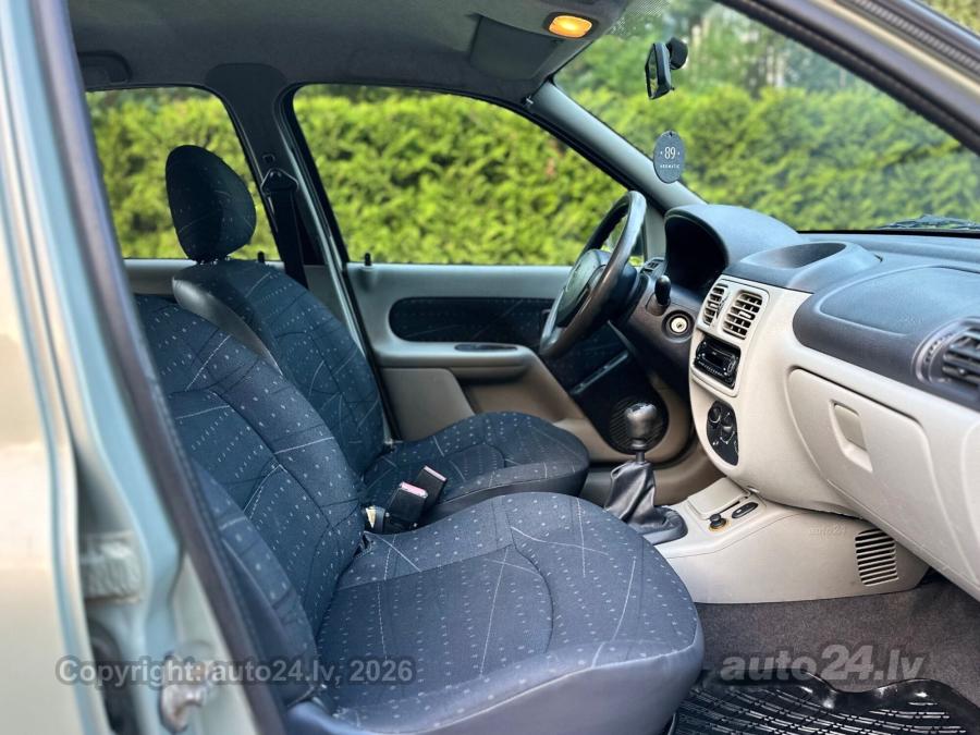 Зеленый Рено Талия 2004 в Таллин, объемом двигателя 1.50 л и пробегом 226 тыс. км за 1390 €, фото 9 на AUTOMOTO.COM.LV