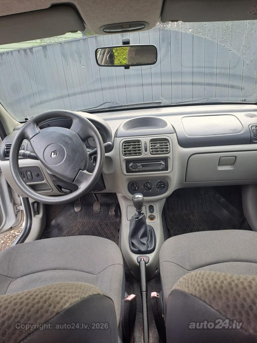 Pelēks Renault Thalia 2006 Tallina, ar dzinēja tilpumu 1.10 L un nobraukumu 106 tūkst. km par 790 €, foto 8 vietnē AUTOMOTO.COM.LV