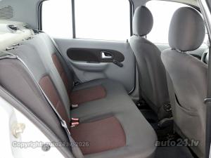Pelēks Renault Thalia 2008 Tallina, ar dzinēja tilpumu 1.10 L un nobraukumu 129 tūkst. km par 999 €, foto 8 vietnē AUTOMOTO.COM.LV