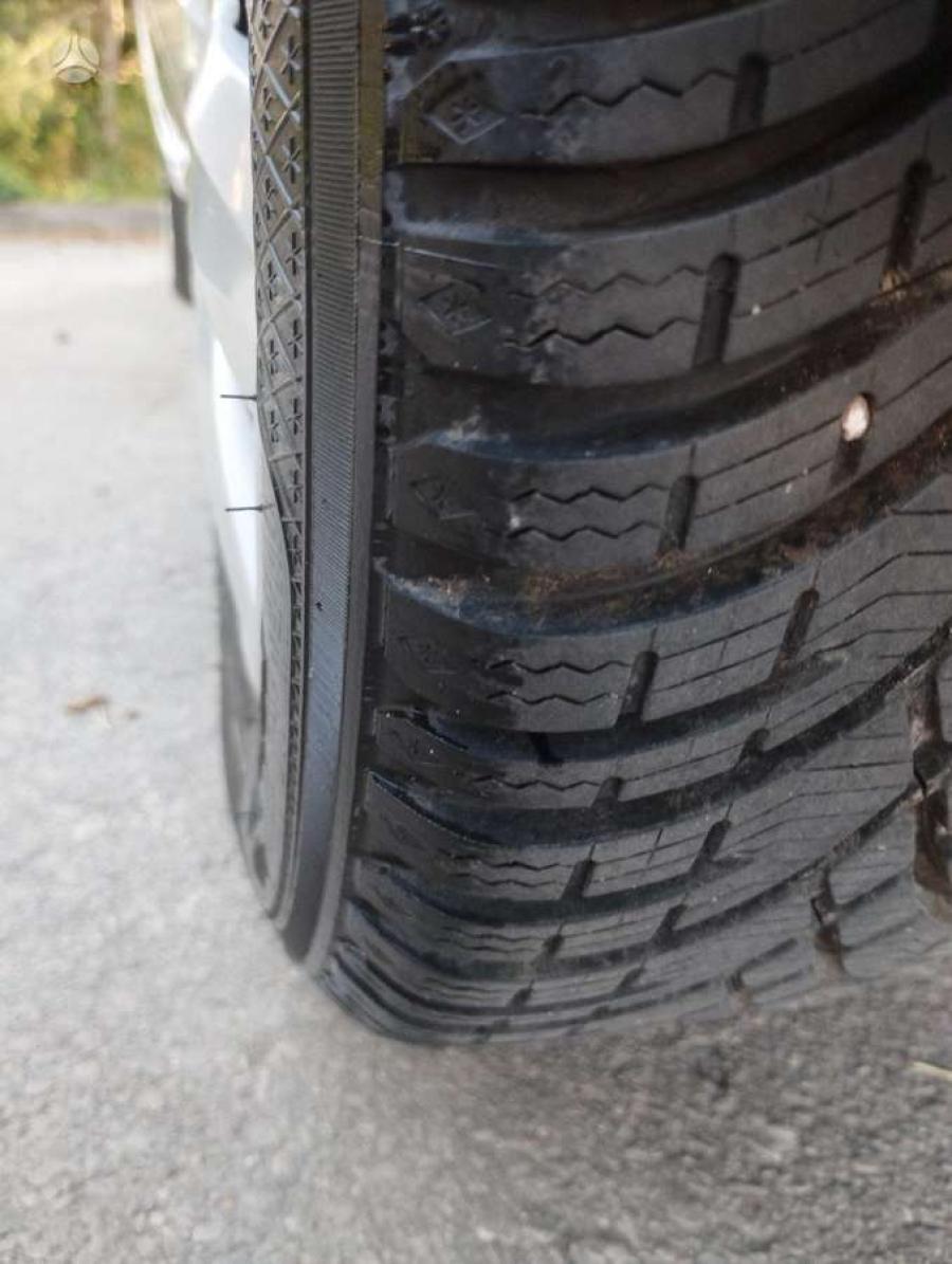Pelēks Renault Thalia 2012 Viļņa, ar dzinēja tilpumu 1.20 L un nobraukumu 130 tūkst. km par 999 €, foto 10 vietnē AUTOMOTO.COM.LV