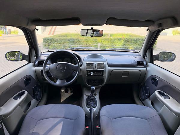 Renault Thalia 2005 in Tallinn, with an engine capacity of 1.40 L and mileage of 70 thousand km for 1499 €, photo 10 on AUTOMOTO.COM.LV