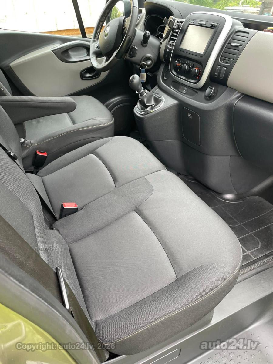Beige Renault Trafic 2016 in Kivioli, with an engine capacity of 1.60 L and mileage of 257 thousand km for 12400 €, photo 20 on AUTOMOTO.COM.LV
