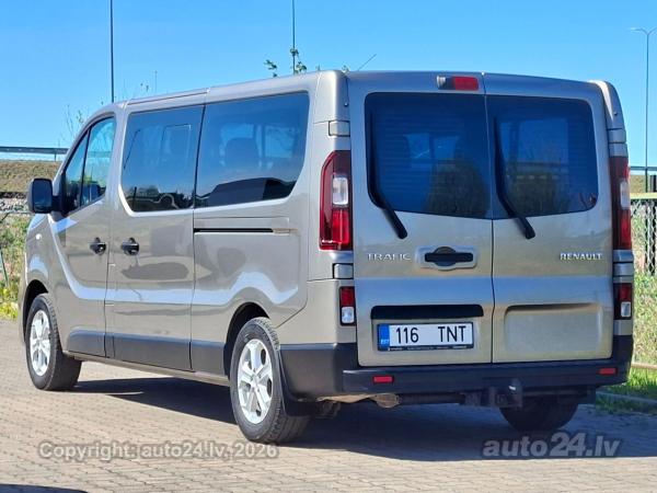 Smilšu krāsa Renault Trafic 2019 Tartu, ar dzinēja tilpumu 1.60 L un nobraukumu 195 tūkst. km par 16900 €, foto 3 vietnē AUTOMOTO.COM.LV