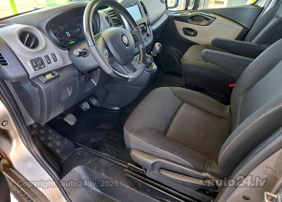Smilšu krāsa Renault Trafic 2019 Tartu, ar dzinēja tilpumu 1.60 L un nobraukumu 195 tūkst. km par 16900 €, foto 8 vietnē AUTOMOTO.COM.LV